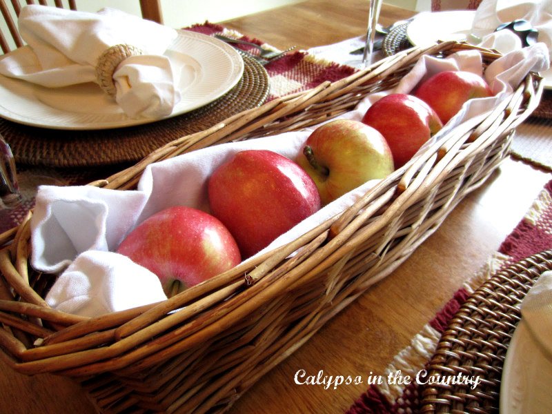 5 Simple Centerpiece Ideas for Thanksgiving - (Easy and Inexpensive ...